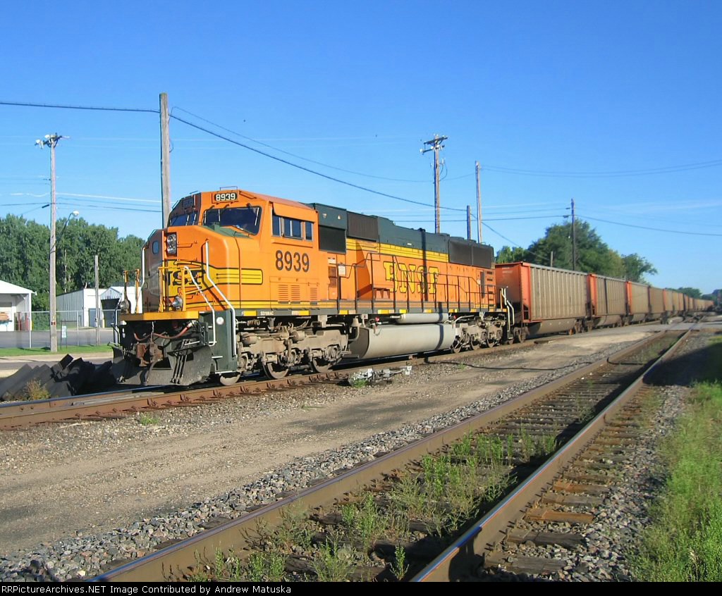 BNSF 8939